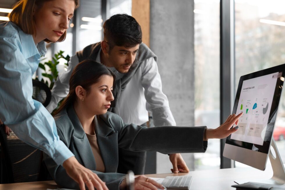 Microsoft 365 Business vs Enterprise Plans Comparison - Eyes Everywhere ...